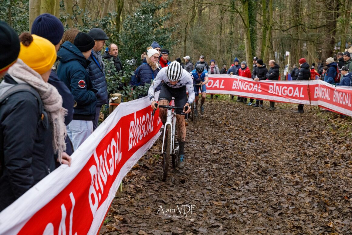 Coupe du monde de cyclo-cross à Gavere : les photos des chocs de géants ...